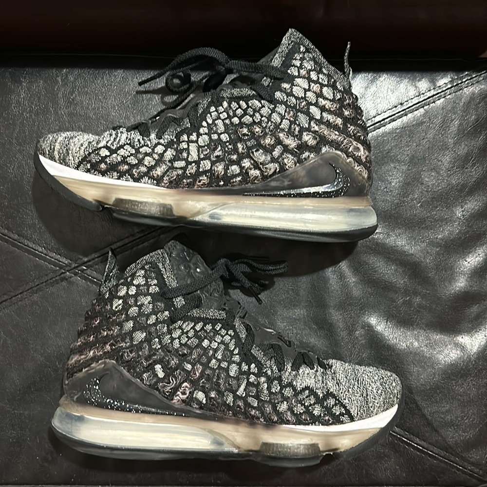 Lebron 18 In The Arena! - Gem